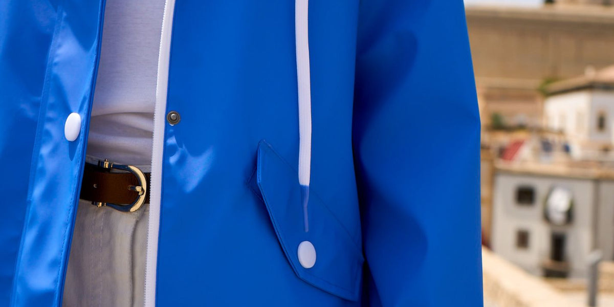 ST GAIA - Waterproof Rain Jacket with Hood for Women (MER BLUE) – Saint James USA